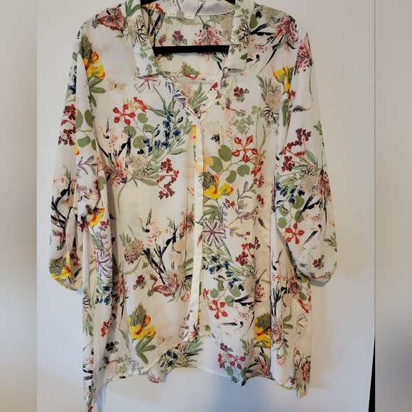Spense | Tops | Spense Floral Semi Sheer Button Down | Poshmark